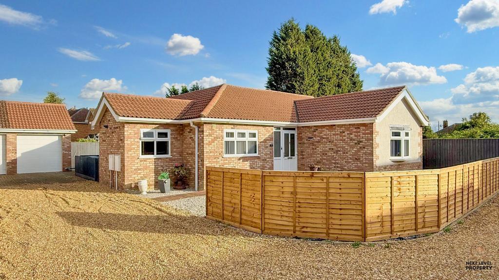 Pentland Way, March, PE15 2 bed detached bungalow - £300,000