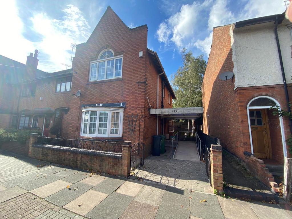 Fosse Road South, Leicester LE3 3 bed end of terrace house - £210,000