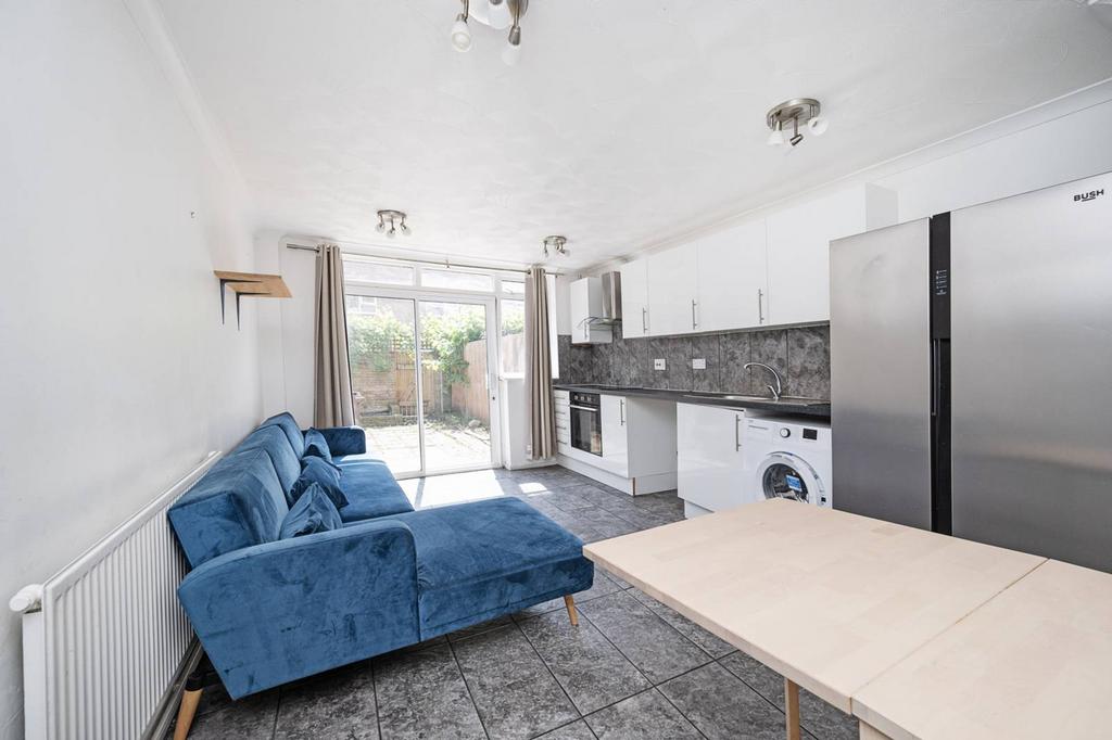 Millfields Road, Clapton, London, E5 4 bed house to rent - £3,500 pcm ...