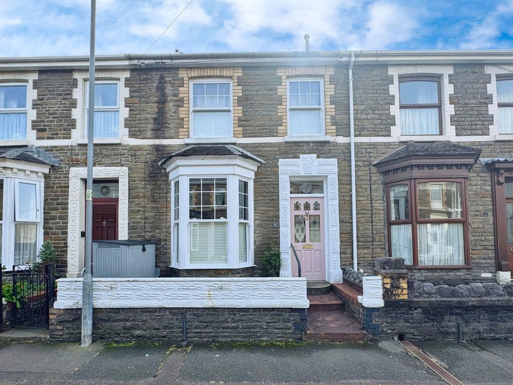 Geoffrey Street, Neath SA11 3 bed terraced house - £200,000