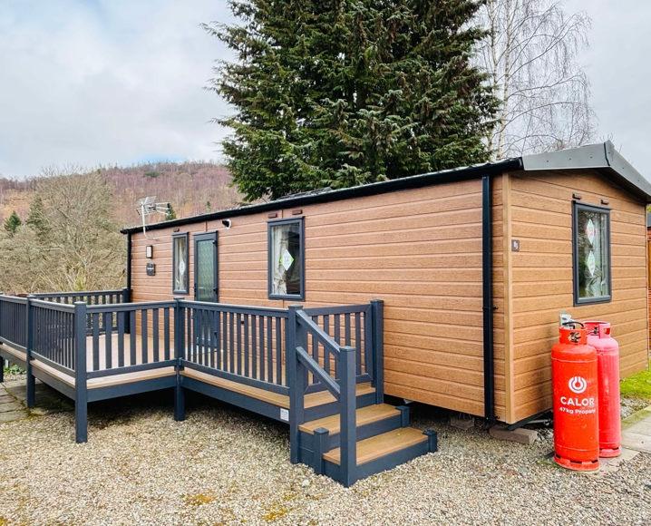 Erigmore Leisure Park 2 bed park home - £39,995