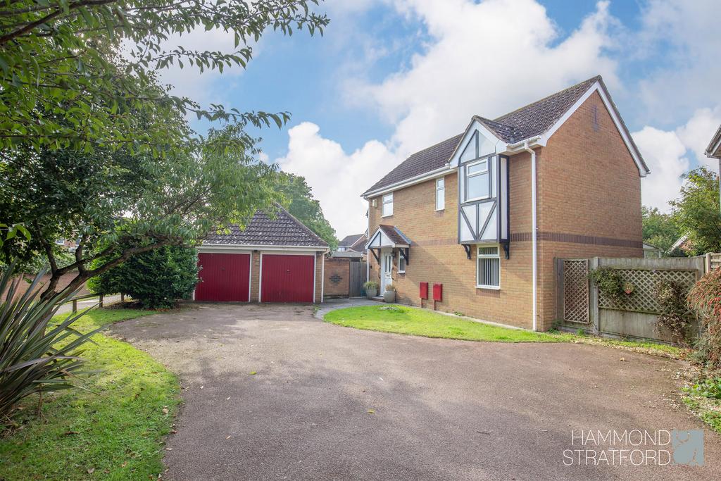 Ambleside, Hethersett 3 bed detached house - £325,000