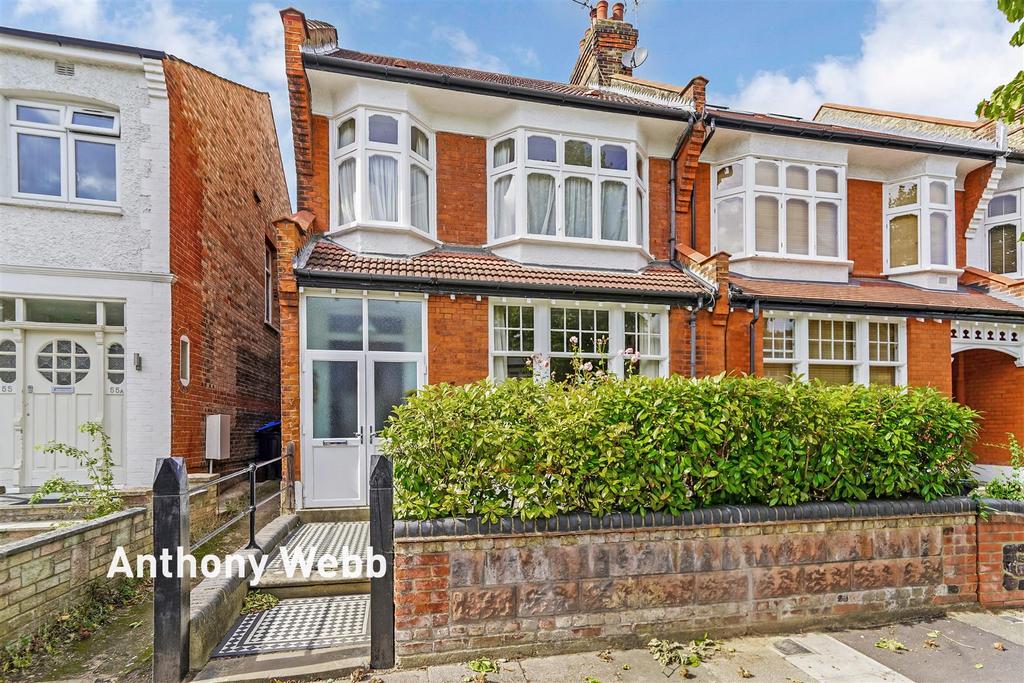 Burford Gardens, Palmers Green, N13 3 bed house for sale - £725,000