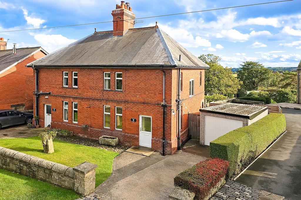 Crag Lane, Huby, LS17 3 bed semi-detached house to rent - £1,300 pcm (£ ...
