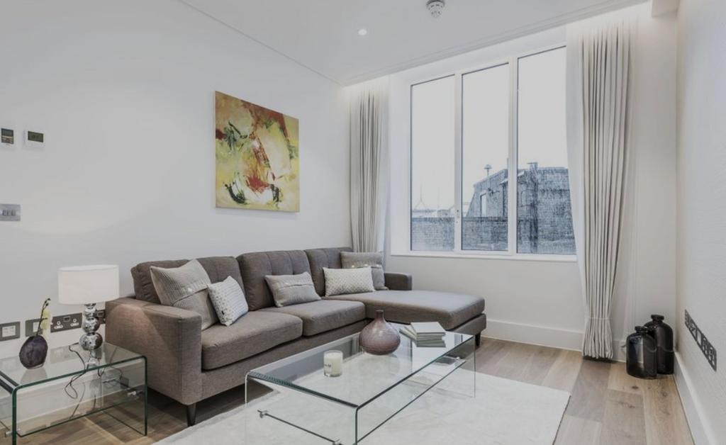 Kingsway, London WC2B 2 bed apartment to rent - £4,300 pcm (£992 pw)