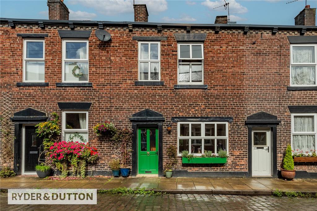 Park Cottages, High Crompton, Shaw... 3 bed terraced house - £200,000
