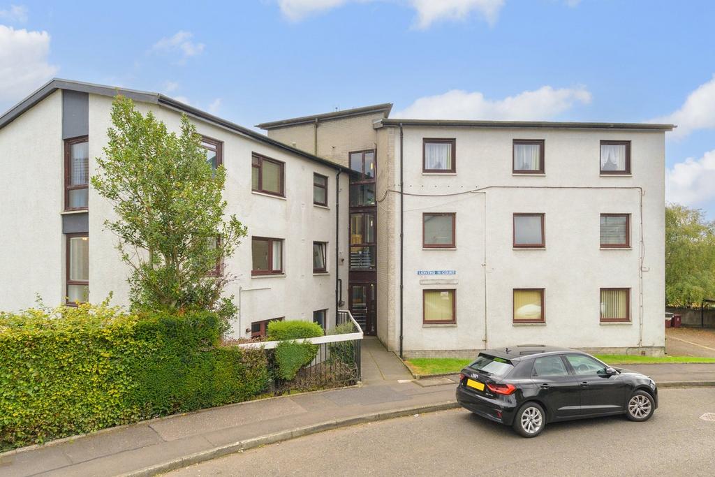 Glenview Drive, Falkirk, FK1 2 bed flat - £88,500