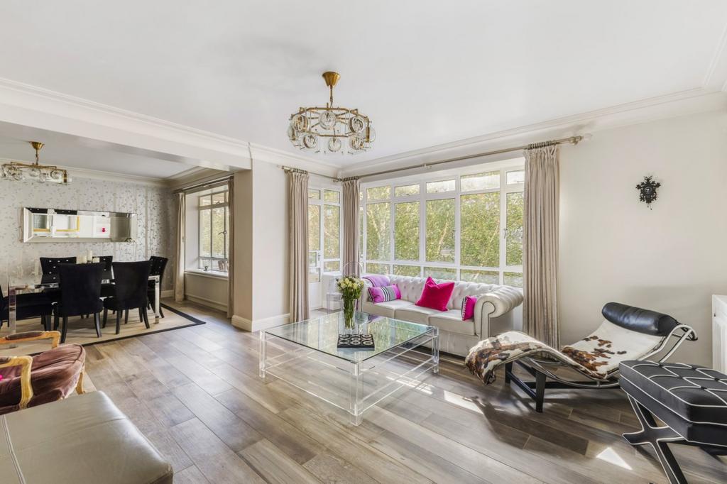 Viceroy Court, NW8 3 bed apartment - £5,417 pcm (£1,250 pw)