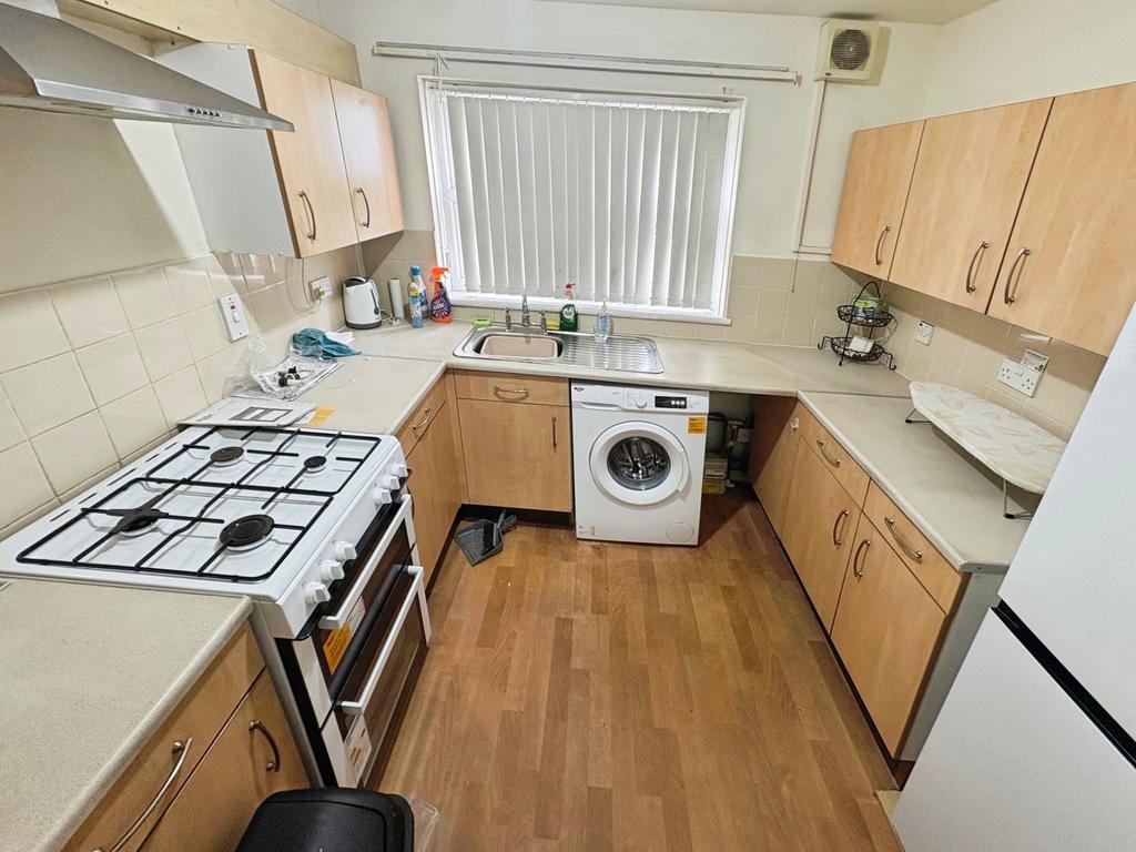 Spring Grove Street, Springwood, West... 1 bed apartment to rent - £650 ...