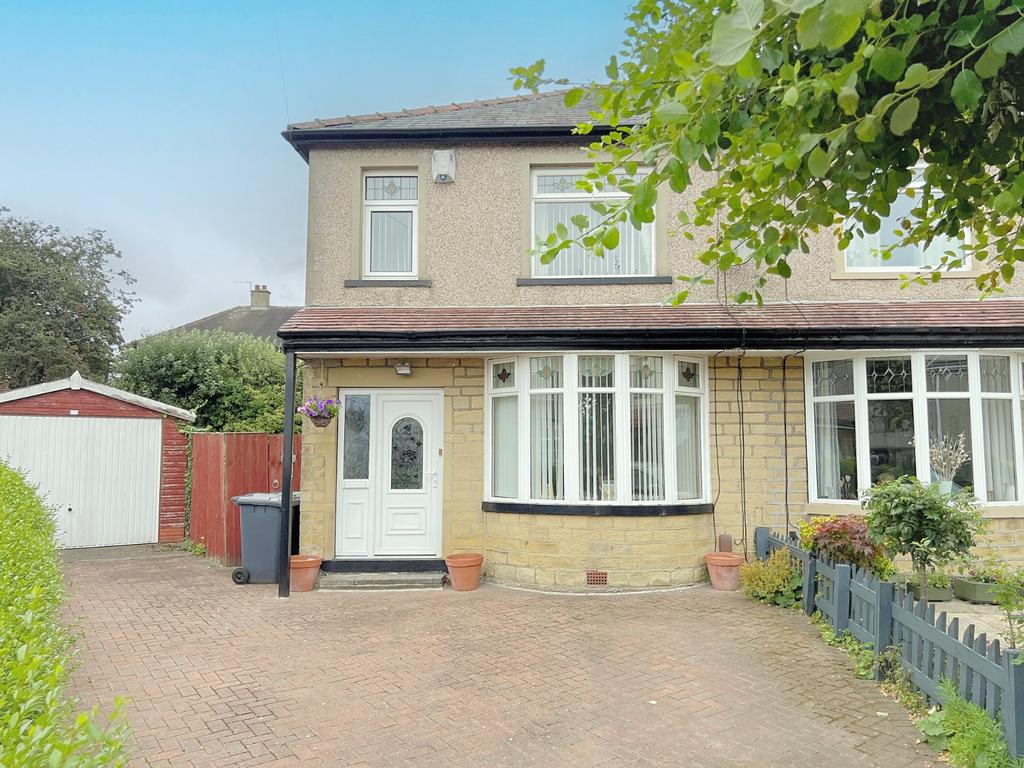Beacon Grove, Wibsey, Bradford, BD6 3 bed semi-detached house for sale ...