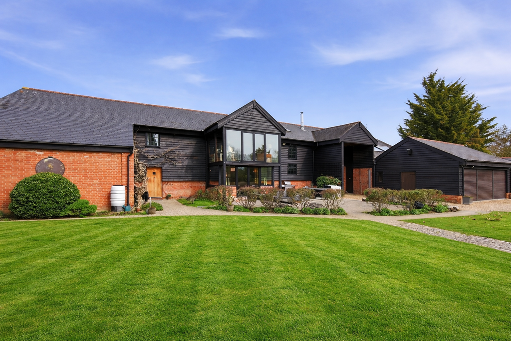 Hollies Road, Bradwell, CM77 4 bed detached house - £1,150,000