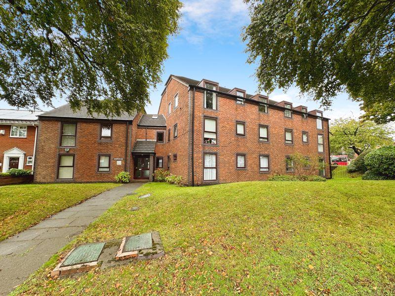 Leighswood Road, Aldridge, WS9 8UT 1 bed flat for sale - £125,000