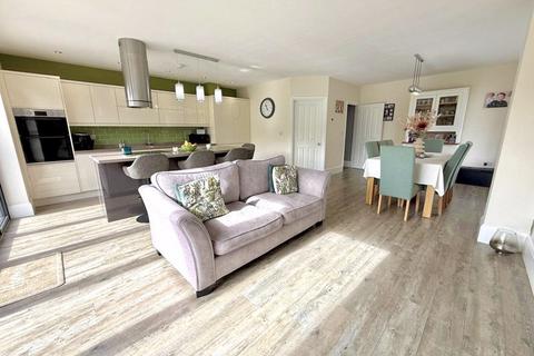 Houses for sale in Dunstable | OnTheMarket