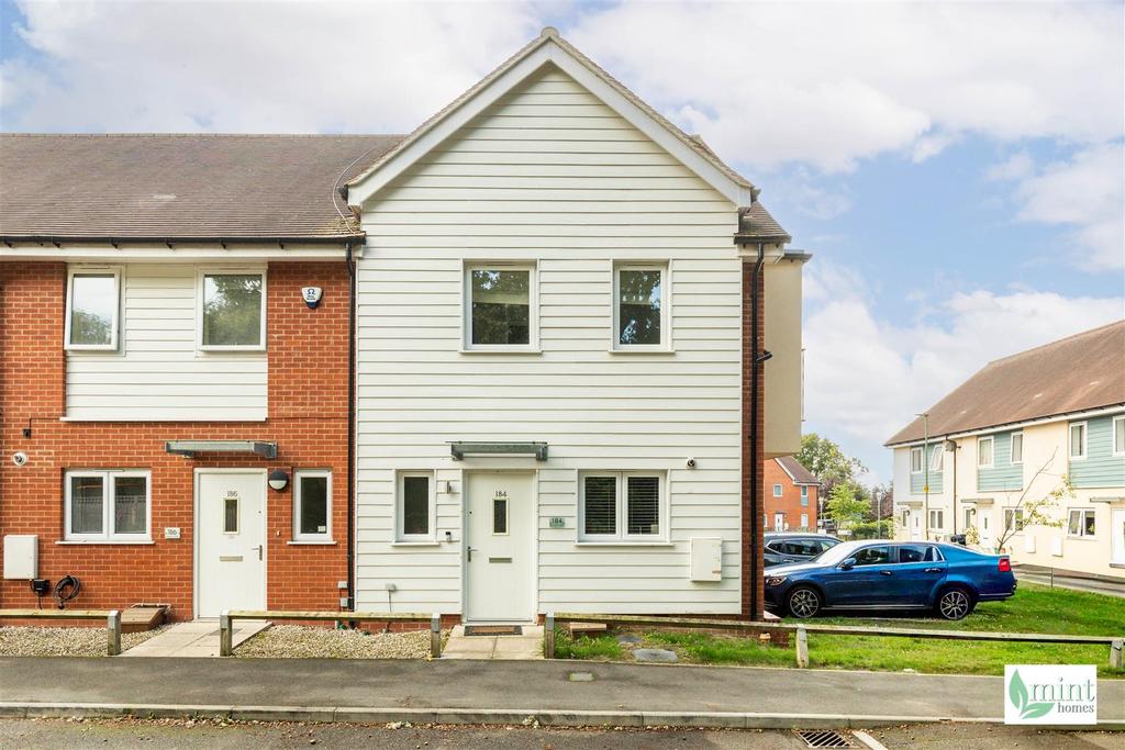 Strawberry Fields, Addlestone KT15 3 bed end of terrace house - £399,950