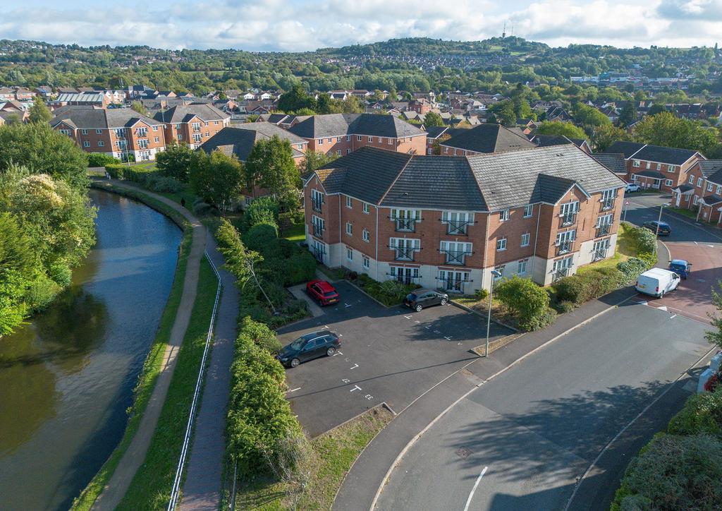 Purlin Wharf, Dudley DY2 2 bed apartment - £145,000