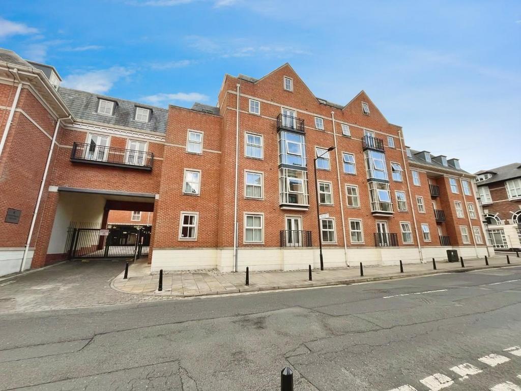 Centurion Square, York 2 bed flat to rent - £1,250 pcm (£288 pw)