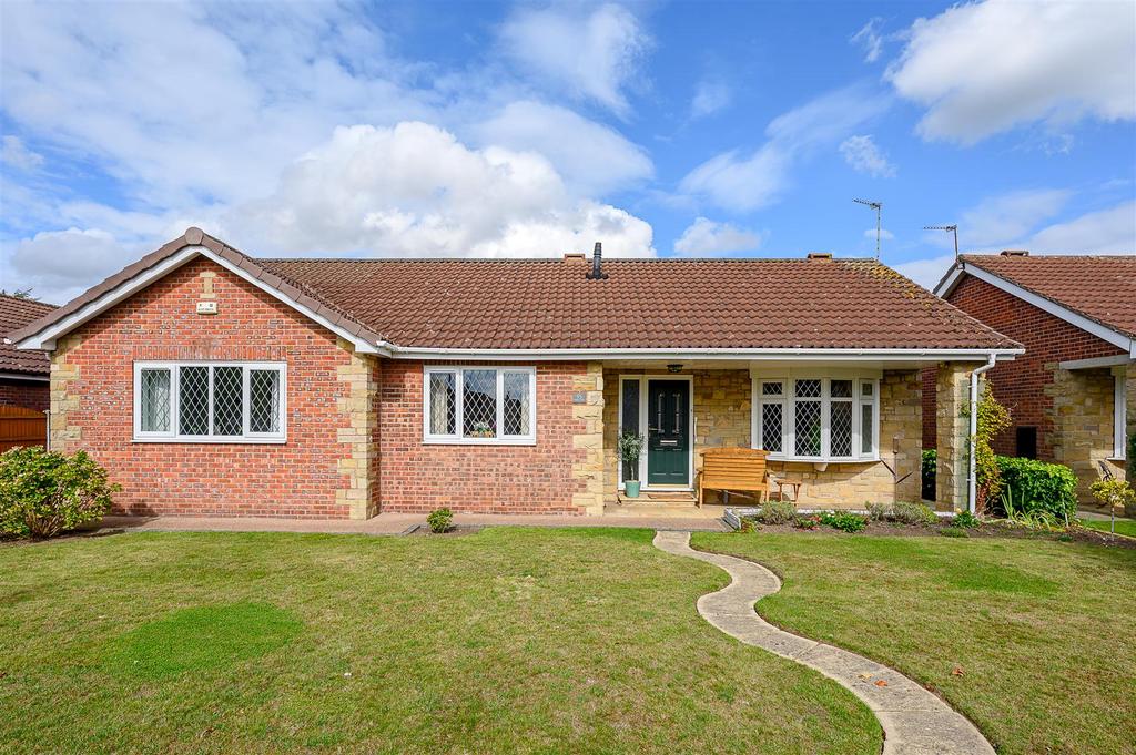 Manor Lane, York, YO30 5XX 3 bed detached bungalow - £475,000