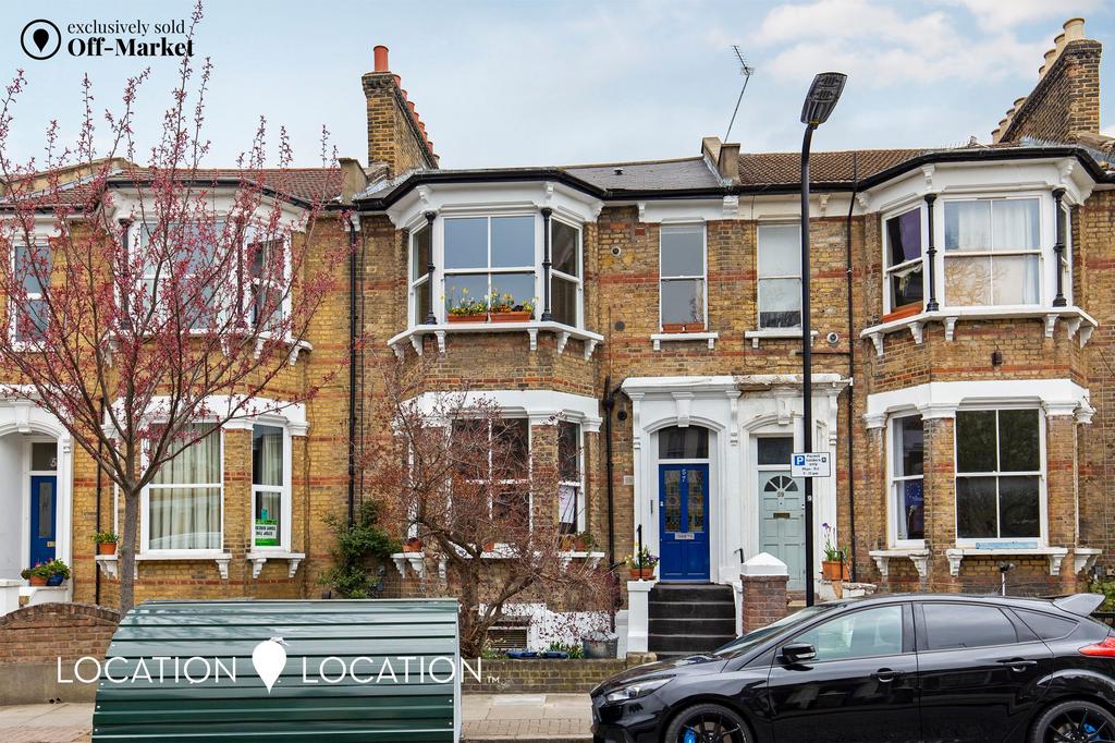 Ickburgh Road, London, E5 2 bed maisonette - £775,000