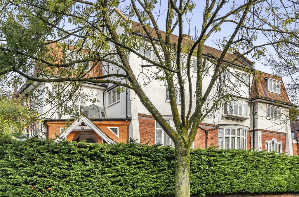 Frognal Lane, Hampstead, NW3 3 bed apartment for sale - £1,200,000