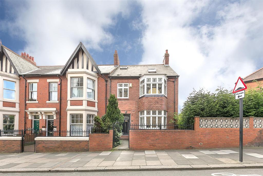 Fenham Hall Drive, Fenham, Newcastle... 4 bed semi-detached house - £ ...