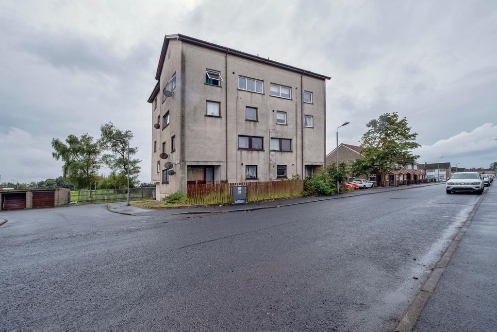 Morrison Court, Stevenston KA20 1 bed flat for sale - £25,000