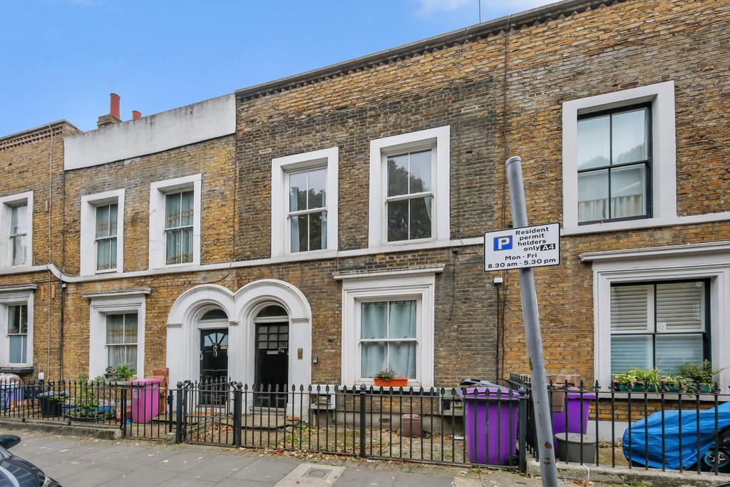 Old Ford Road, London, E2 1 bed apartment - £2,000 pcm (£462 pw)