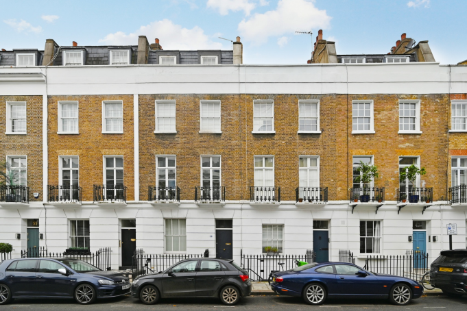 49 Sydney Street, London SW3 1 bed flat - £650,000