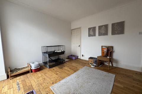 Houses to rent in Swindon | OnTheMarket