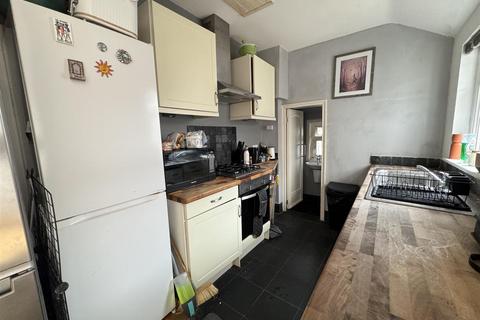 Houses to rent in Swindon | OnTheMarket