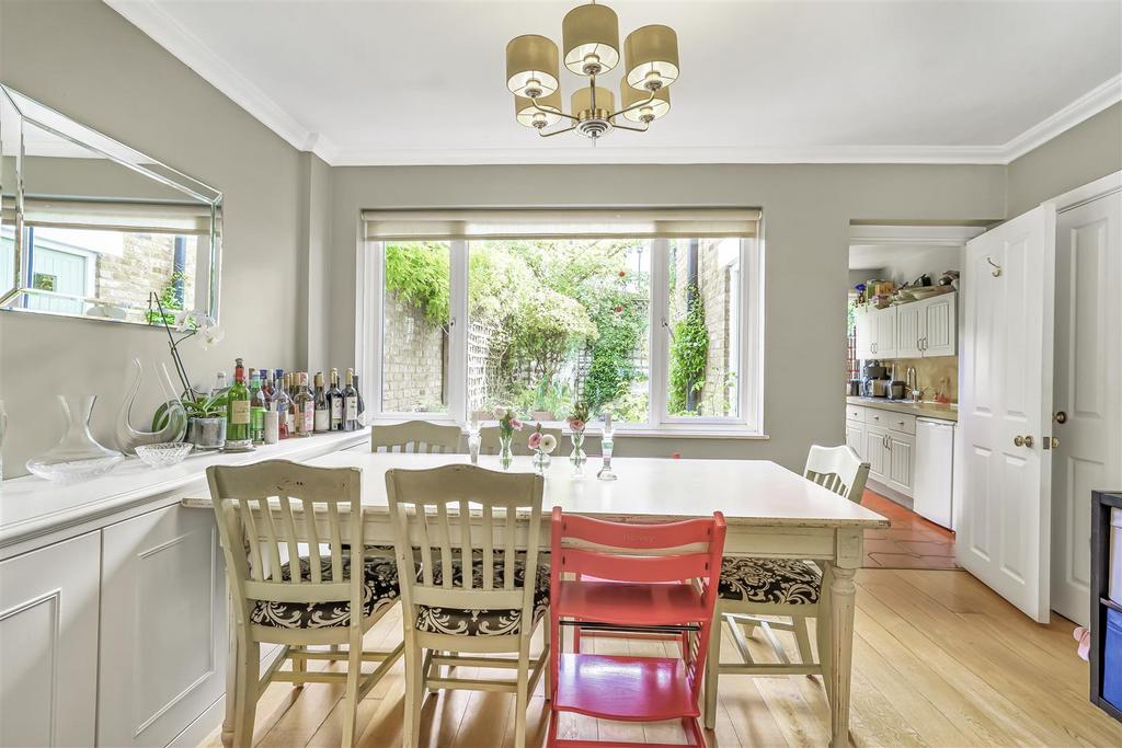 Commondale, Putney, SW15 3 bed house - £975,000