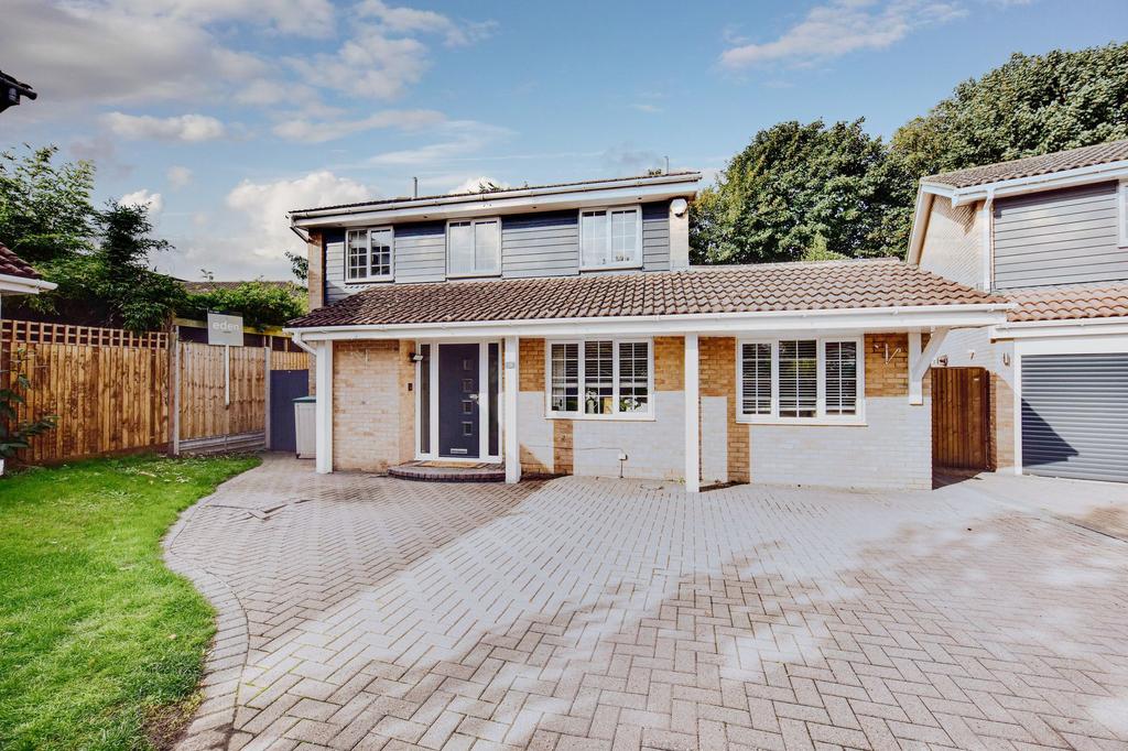 Carroll Gardens, Larkfield, ME20 4 bed detached house for sale - £650,000