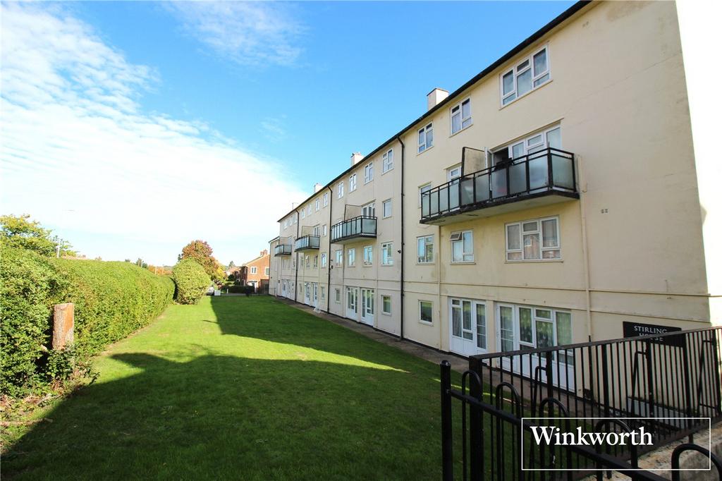 Manor Way, Borehamwood... 2 bed apartment - £260,000