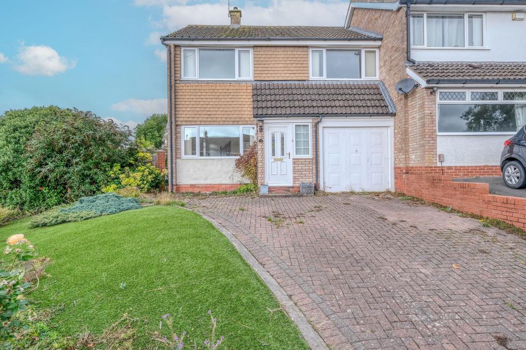 Wirehill Drive, Redditch, B98 3 bed semi-detached house for sale - £235,000