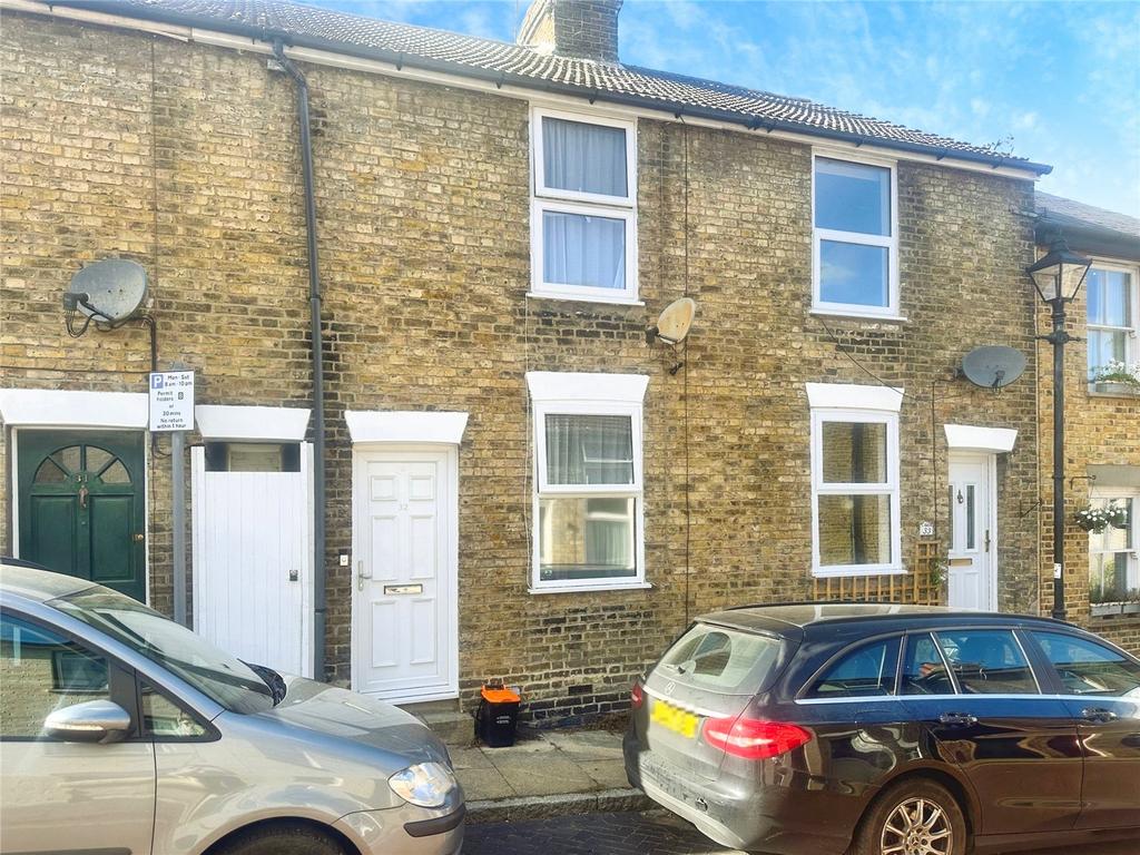 Fielding Street, Kent ME13 2 bed terraced house - £1,100 pcm (£254 pw)