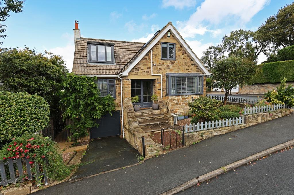 Springwood Road, Rawdon, Leeds, West... 4 bed detached house for sale ...
