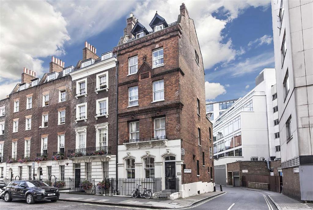 Upper Berkeley Street, London W1H Studio to rent - £1,517 pcm (£350 pw)