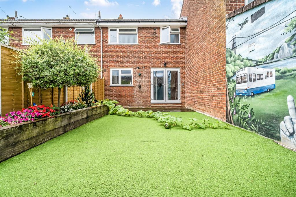Chiltern Close, Warmley, Bristol 3 bed terraced house - £280,000