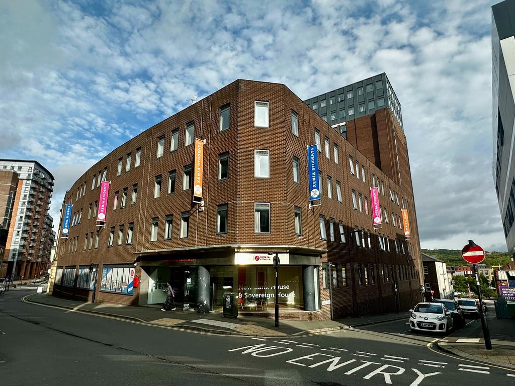 Sovereign House, 110 Queen Street... Studio - £18,000