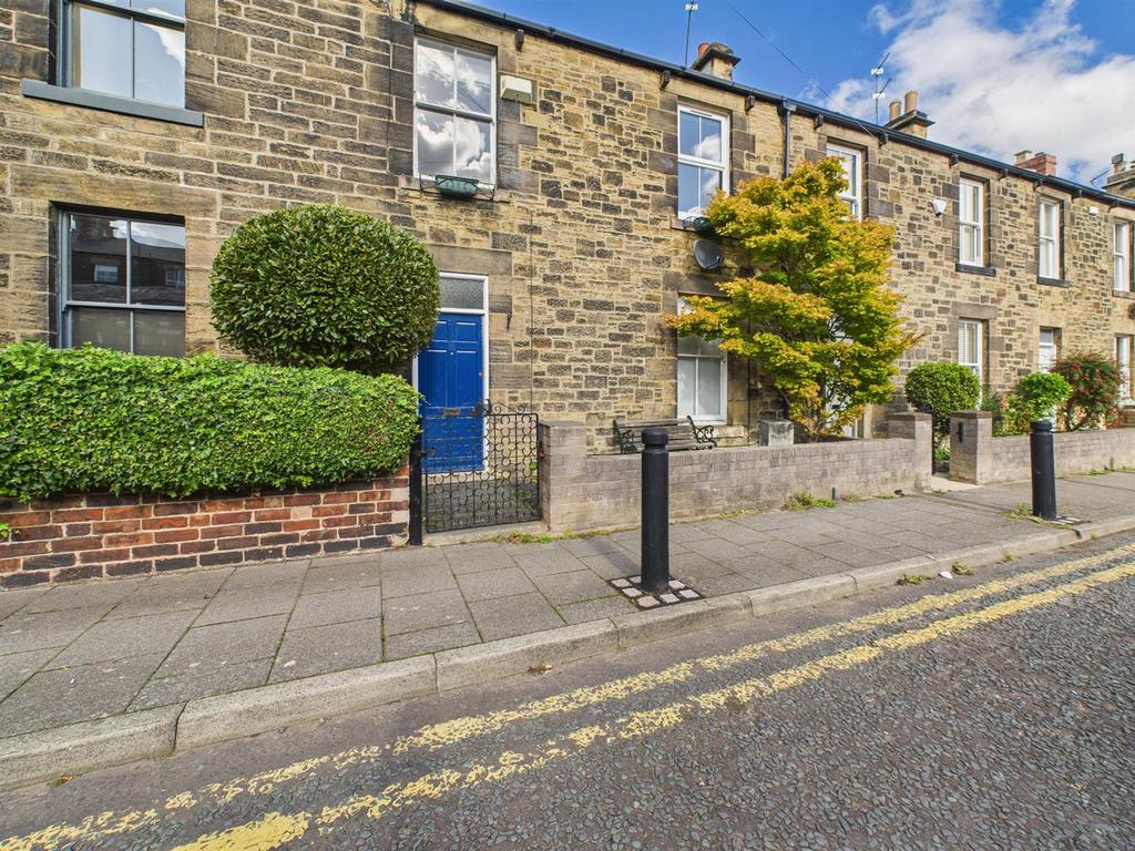Causey Street, Gosforth 2 bed terraced house - £900 pcm (£208 pw)