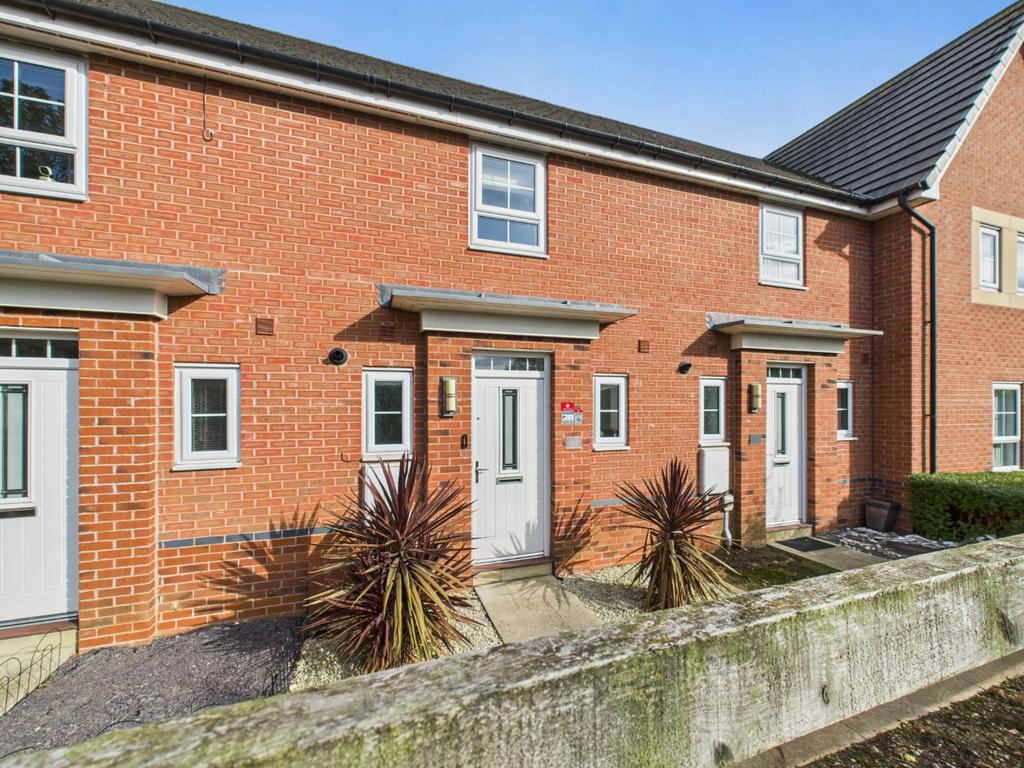 Reckitt Crescent, Hull, HU8 8AJ 2 bed terraced house - £125,000