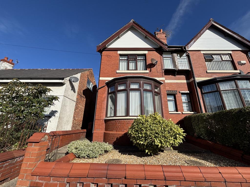 Norwood Avenue, Layton FY3 2 bed semi-detached house - £134,000