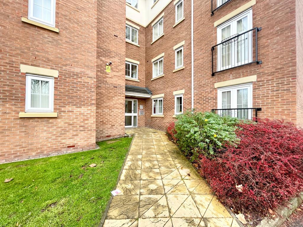 397 Langworthy Road, Salford M6 2 bed semi-detached bungalow to rent ...