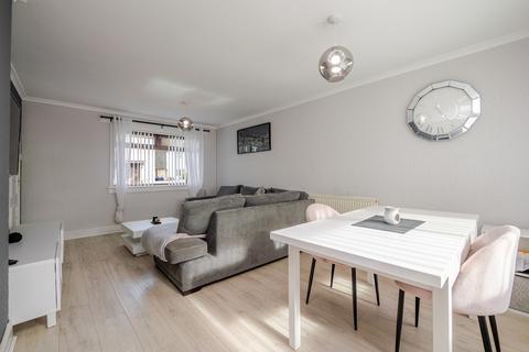 Houses for sale in Linwood | OnTheMarket