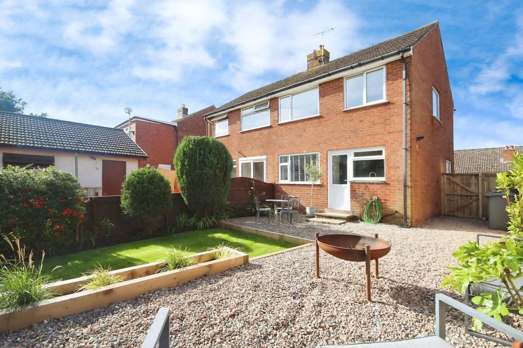 Green Acres Drive, Preston PR3 3 bed semi-detached house for sale - £ ...