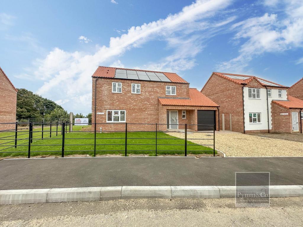 High View Park, Cromer NR27 4 bed detached house for sale - £570,000