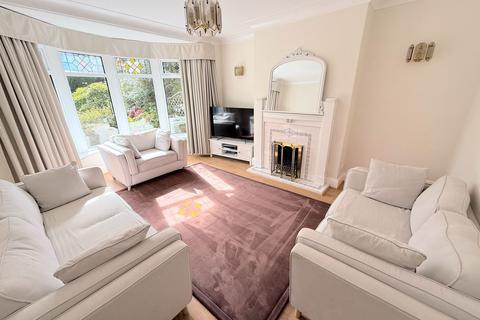 Houses for sale in BD9 | OnTheMarket