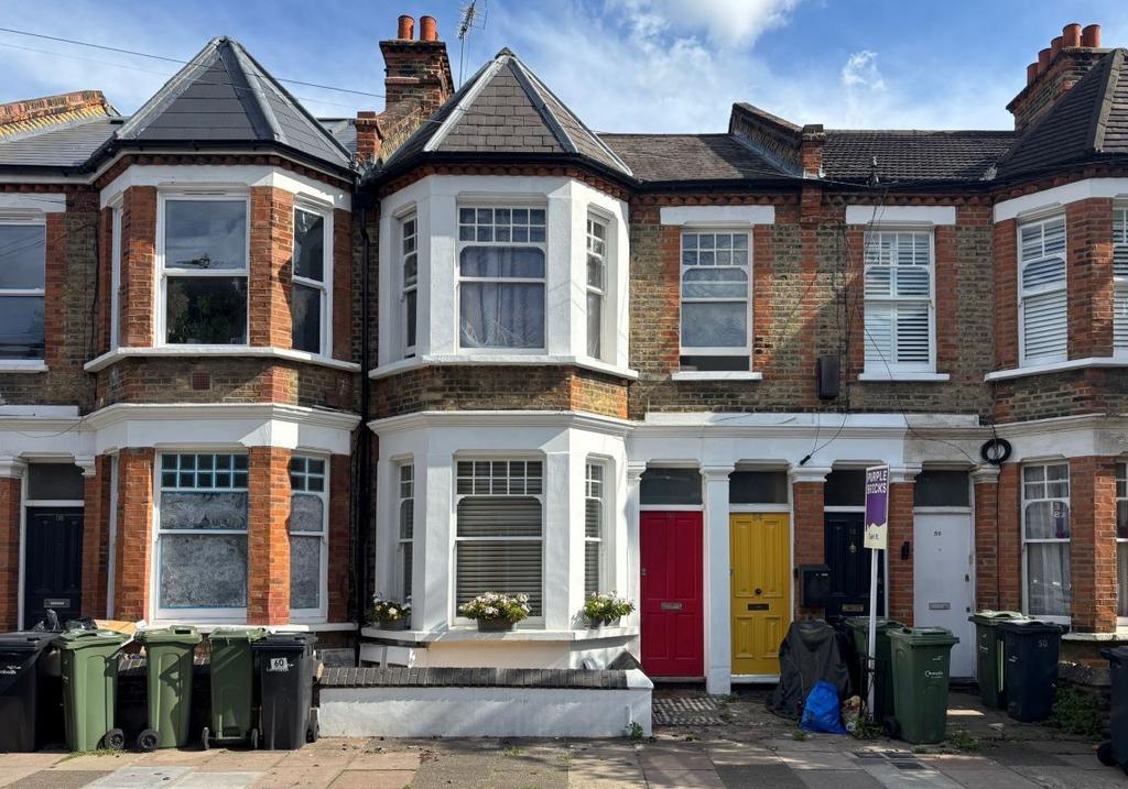 56 Littlebury Road, Clapham, London... 1 bed flat - £395,000