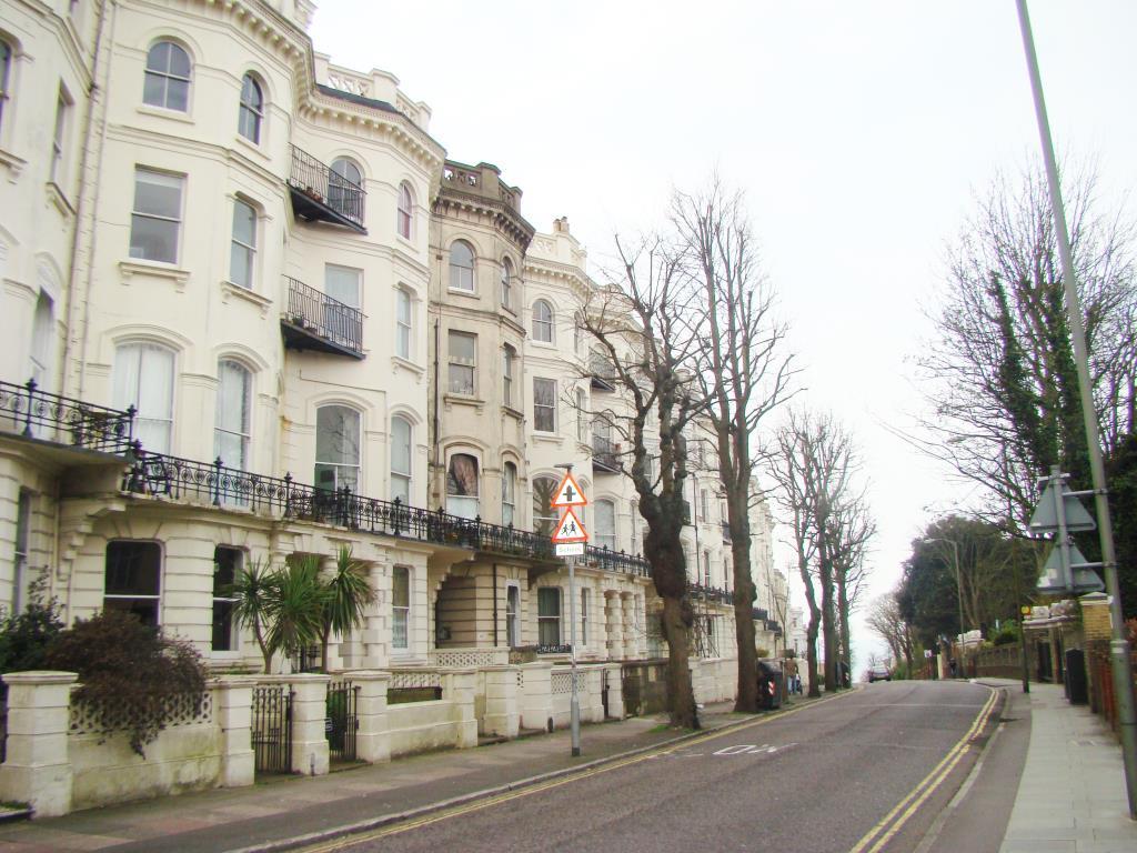 Denmark Terrace, Brighton Studio - £800 pcm (£185 pw)