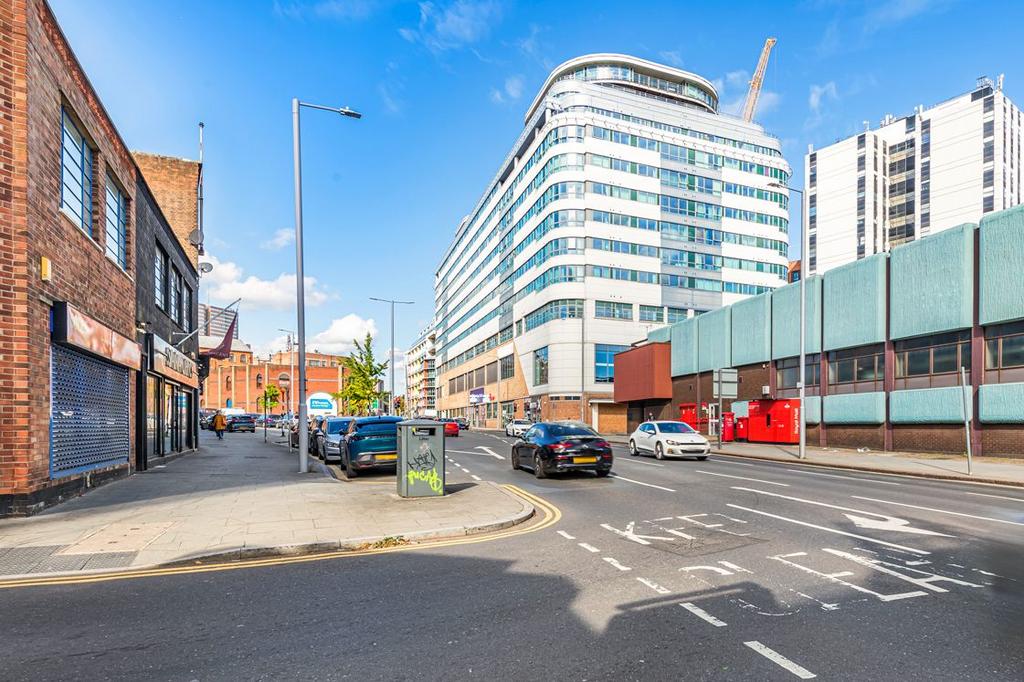 Huntingdon Street, Nottingham NG1 1 bed apartment - £950 pcm (£219 pw)