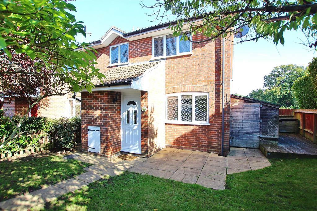 Primrose Drive, Woking GU24 2 bed end of terrace house for sale - £314,950